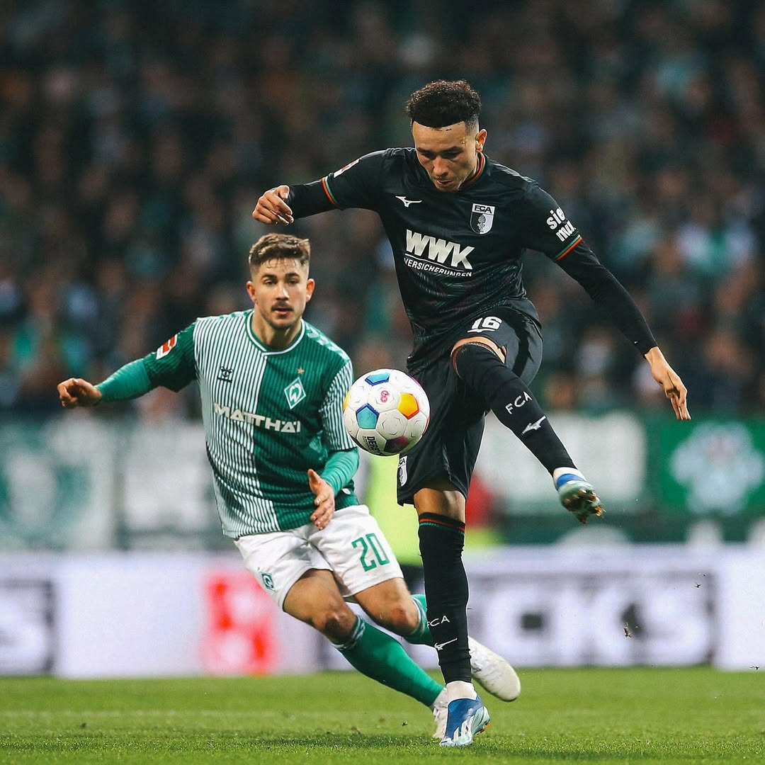 OFICIAL | Rubén Vargas nuevo jugador del Sevilla FC - Da igual la pelota